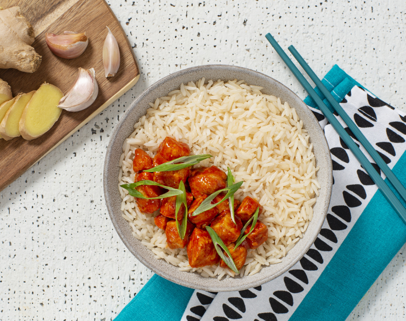 Spicy Korean Pork Recipe with Jasmine Rice | Minute® Rice